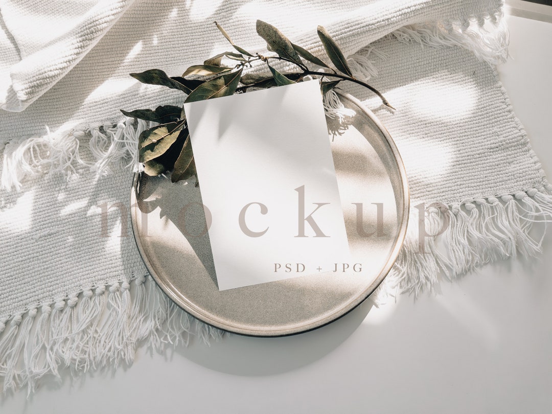 5x7 Card Mockup Smart Object, Greeting Card Mockup Simple White ...