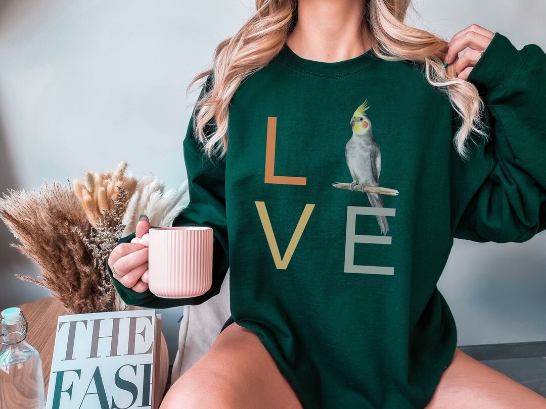 Cockatiel Sweatshirt, Cockatiel Lover Gift for Birthday, Love Cockatiel ...
