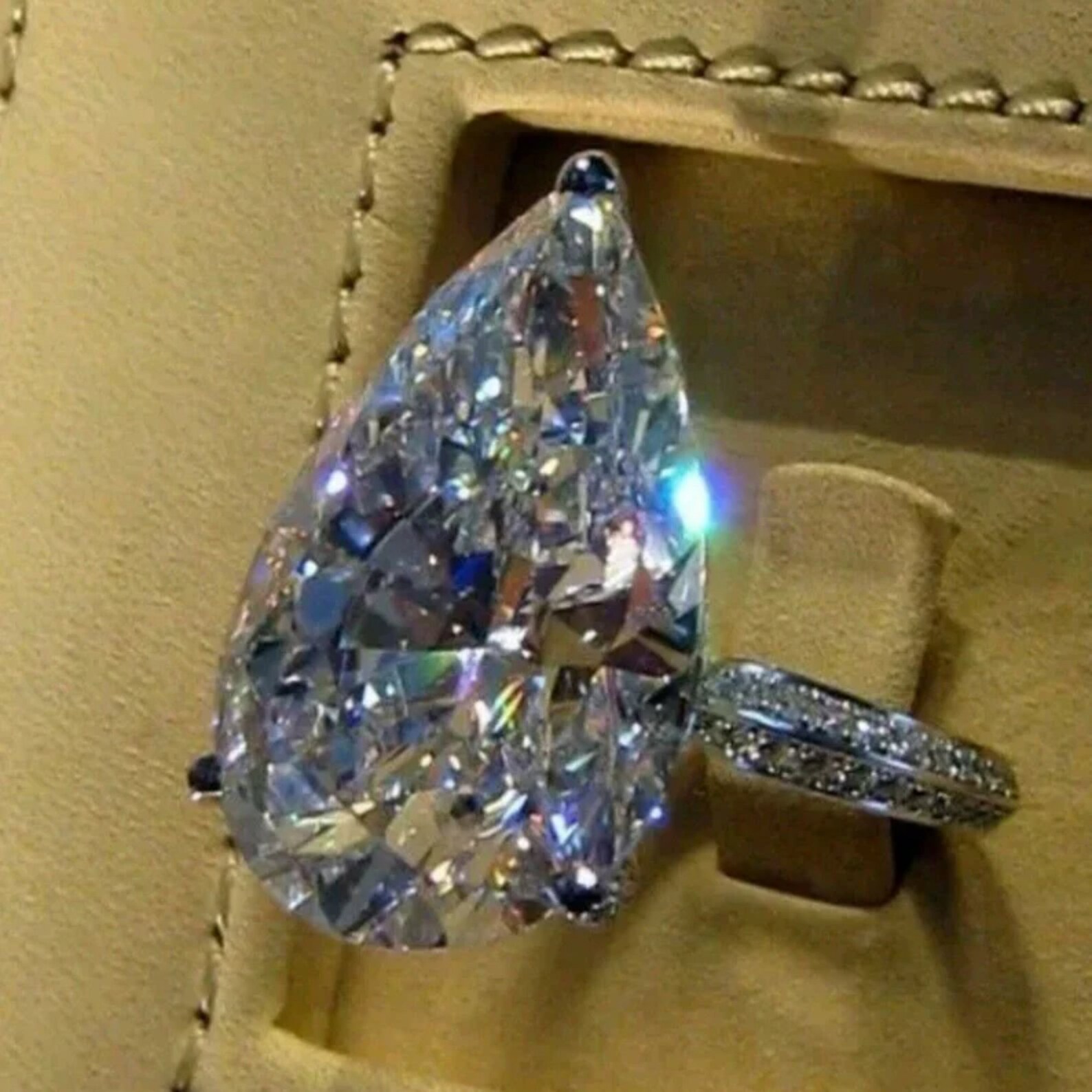 Big Pear Diamond Wedding Ring, Solitaire With Accent Diamond Ring ...