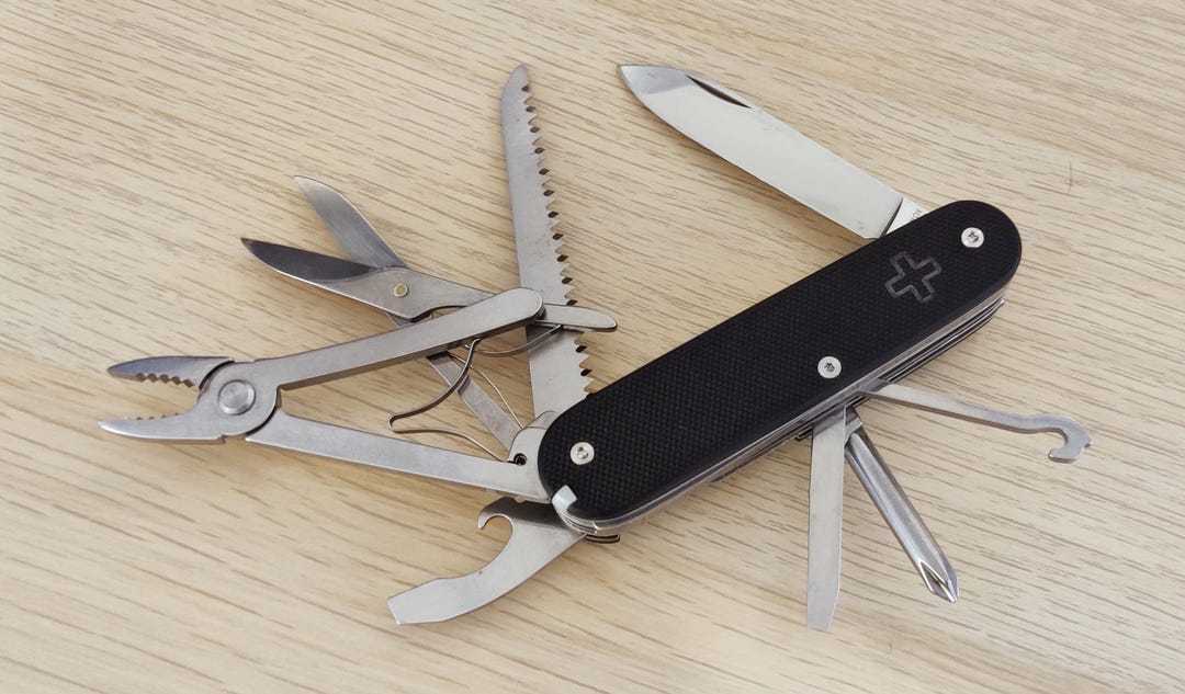 Victorinox Swiss Army Custom Deluxe Fieldmaster G10 Scales - Etsy