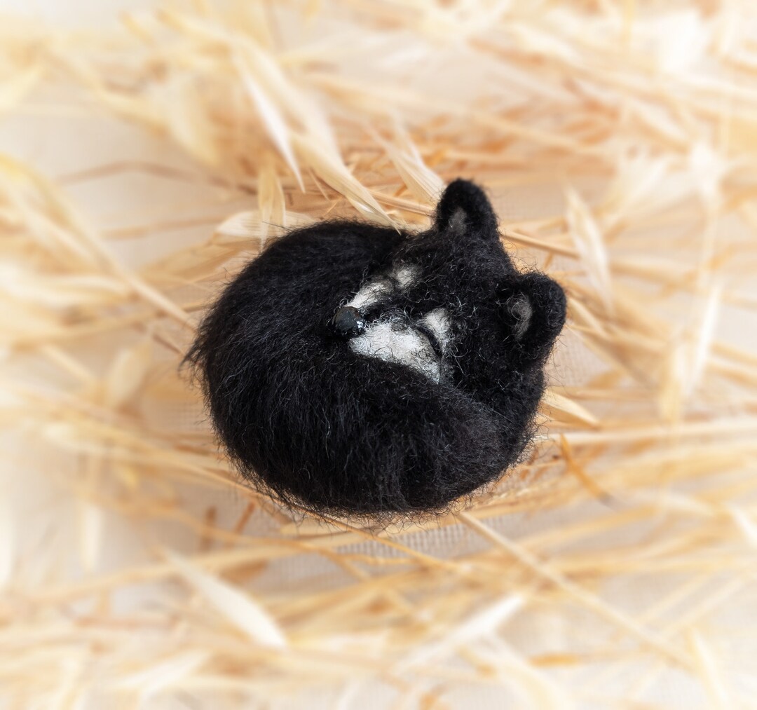 Shiba Inu Black and Tan Wool Pin Sleeping Shiba Jewellery Stuffed ...