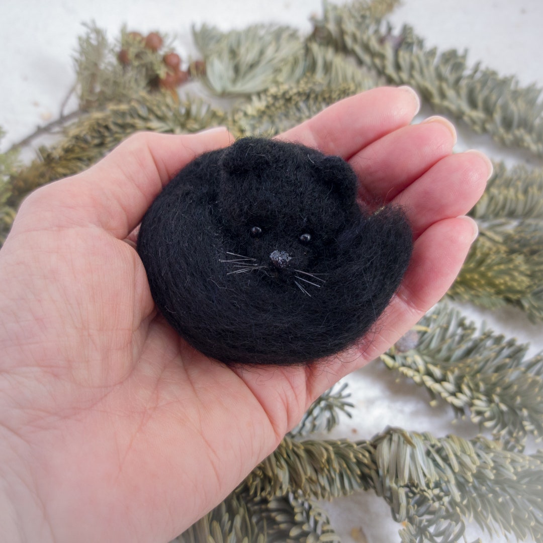 Black Pomeranian Dog Spitz Dog Dog Brooch Wool Pin Puppy Jewellery Dog ...