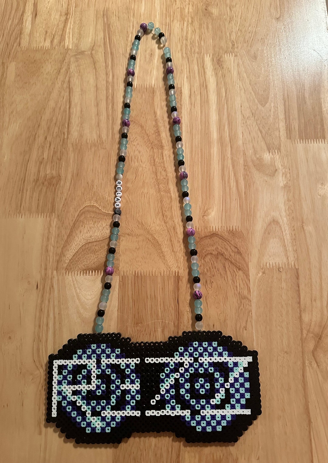Rezz Perler Necklace - Etsy
