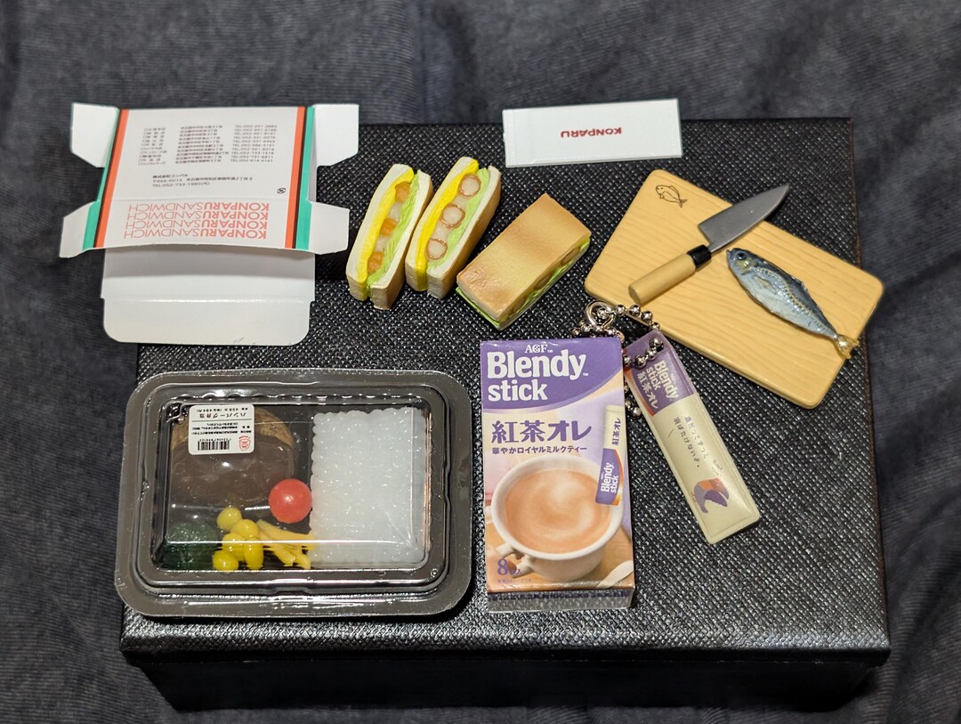 Japanese Mini Snacks and Coffee in Acrylic Carabiner Pouch Gashapon ...