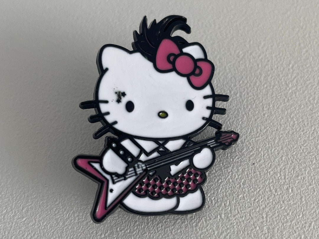 Hello Kitty Pin Badge - Etsy