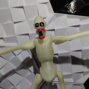 Trevor Henderson SCP - 096 Modest, Shy - Articulated Glow in the Dark ...