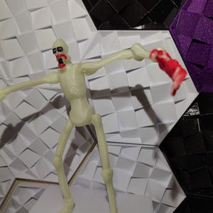 Trevor Henderson SCP - 096 Modest, Shy - Articulated Glow in the Dark ...