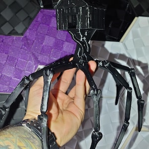 Trevor Henderson House Head: Articulated Glow-in-the-dark Figure (12 ...
