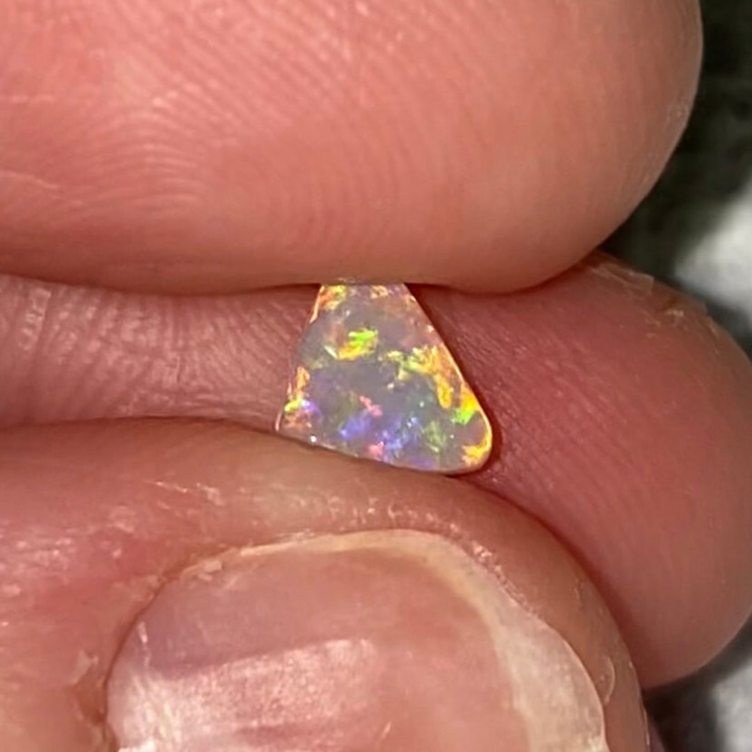 0.465ct Australian Lightning Ridge Semi-black Magical Opal Very ...
