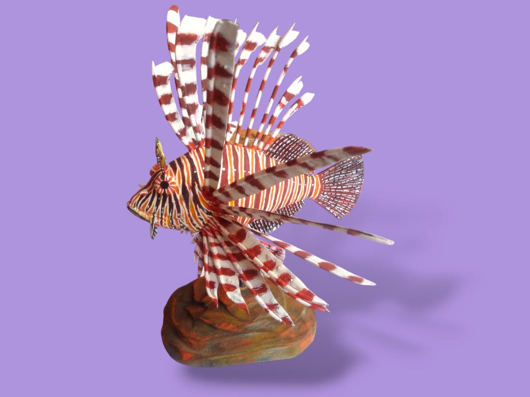 Lionfish, Hand Carved Oak Lionfish Sculpture: Unique Home Decor - Etsy