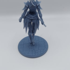 Female Dark Elf Fighter Assassin Miniature for Dungeons and Dragons Dnd ...
