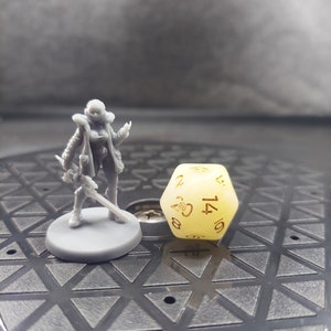 Cyberpunk Female Miniature for Ttrpg and Dungeons and Dragons ...