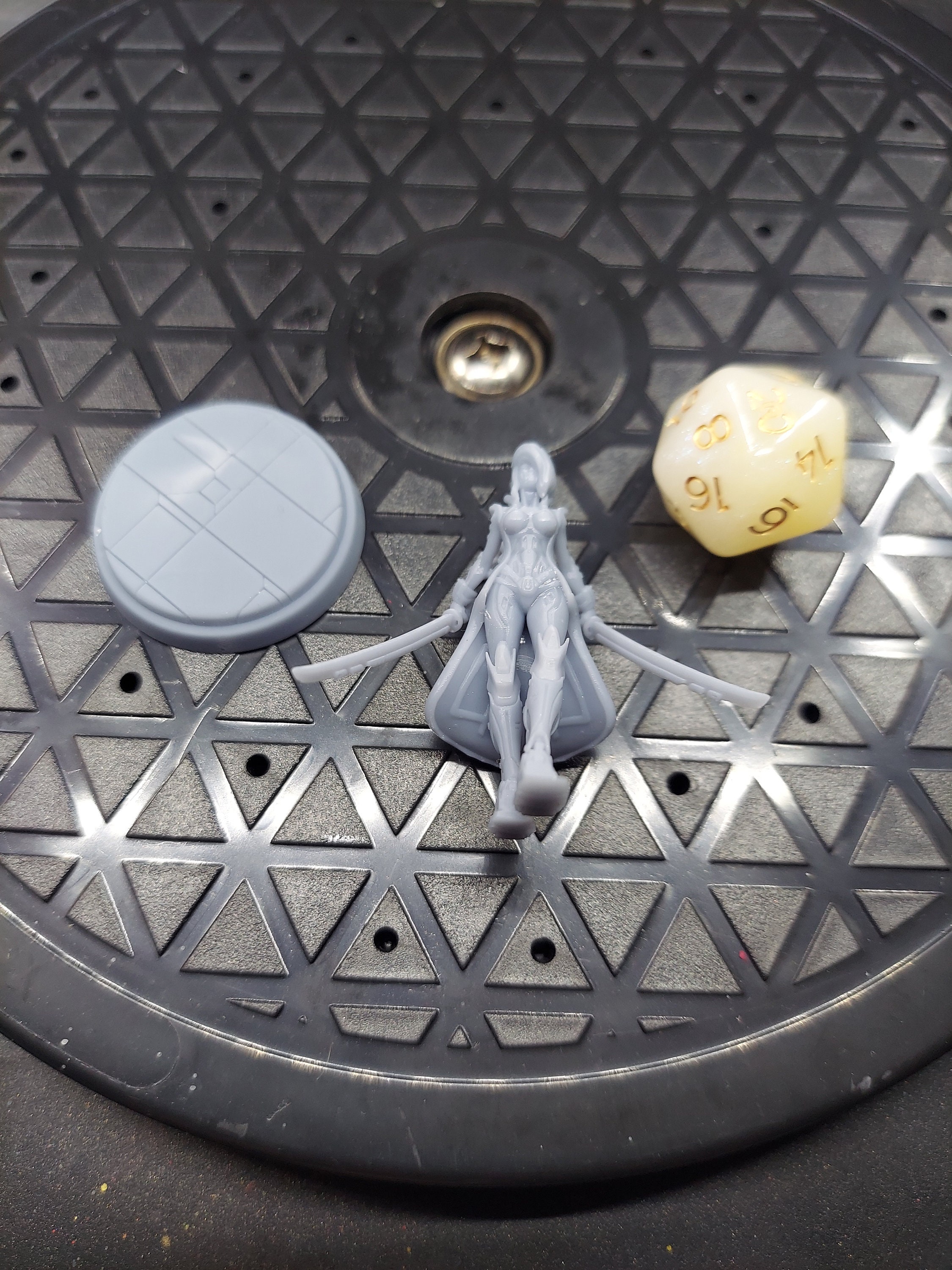 Female Cyberpunk Miniature for Dungeons and Dragons and Ttrpg - Etsy