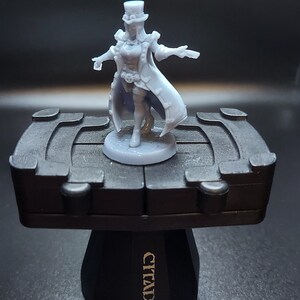 Steampunk Female Magician Dnd 25mm Base - Etsy