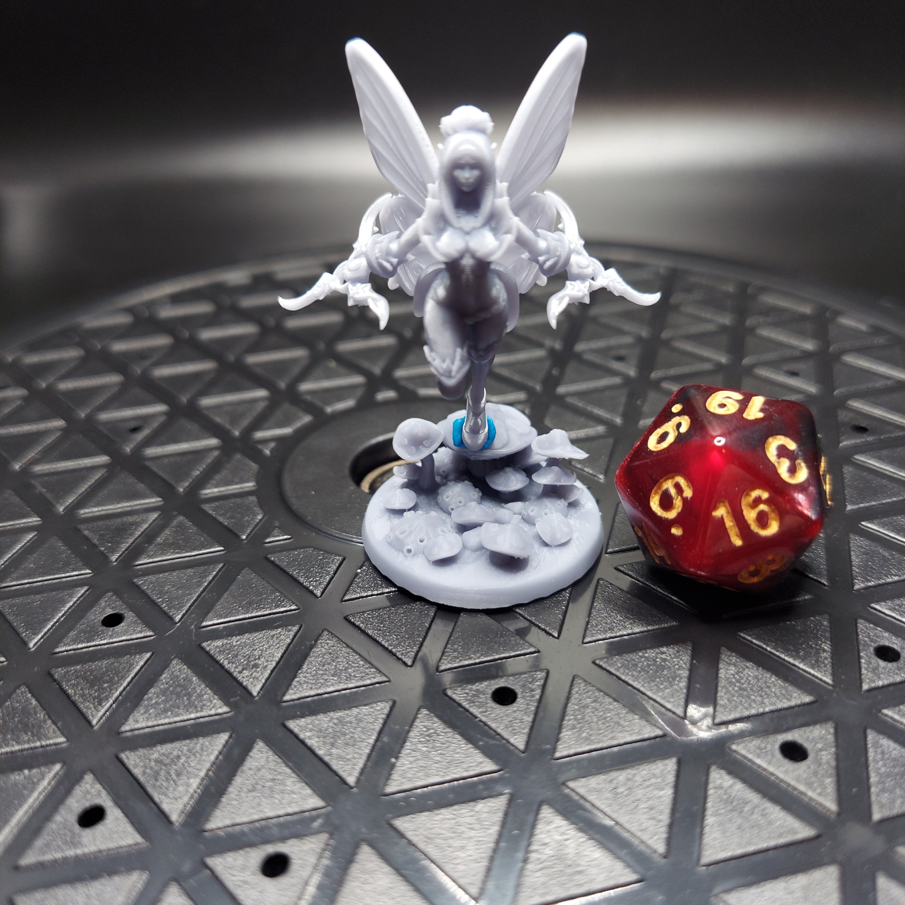 Female Fairy Rogue Dnd Minaiture Dungeons and Dragons Assassin - Etsy