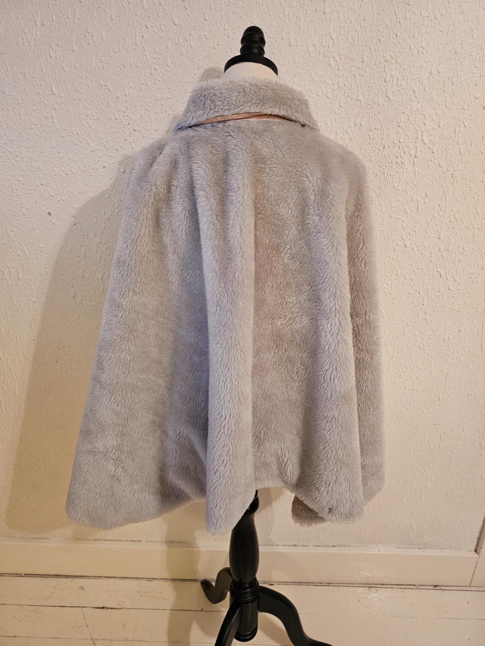 1960s Silver Grey Faux Fur Cape - Etsy