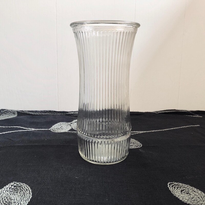 Ribbed Glass Vase - Etsy UK