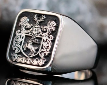 Square Family Crest Ring - Etsy