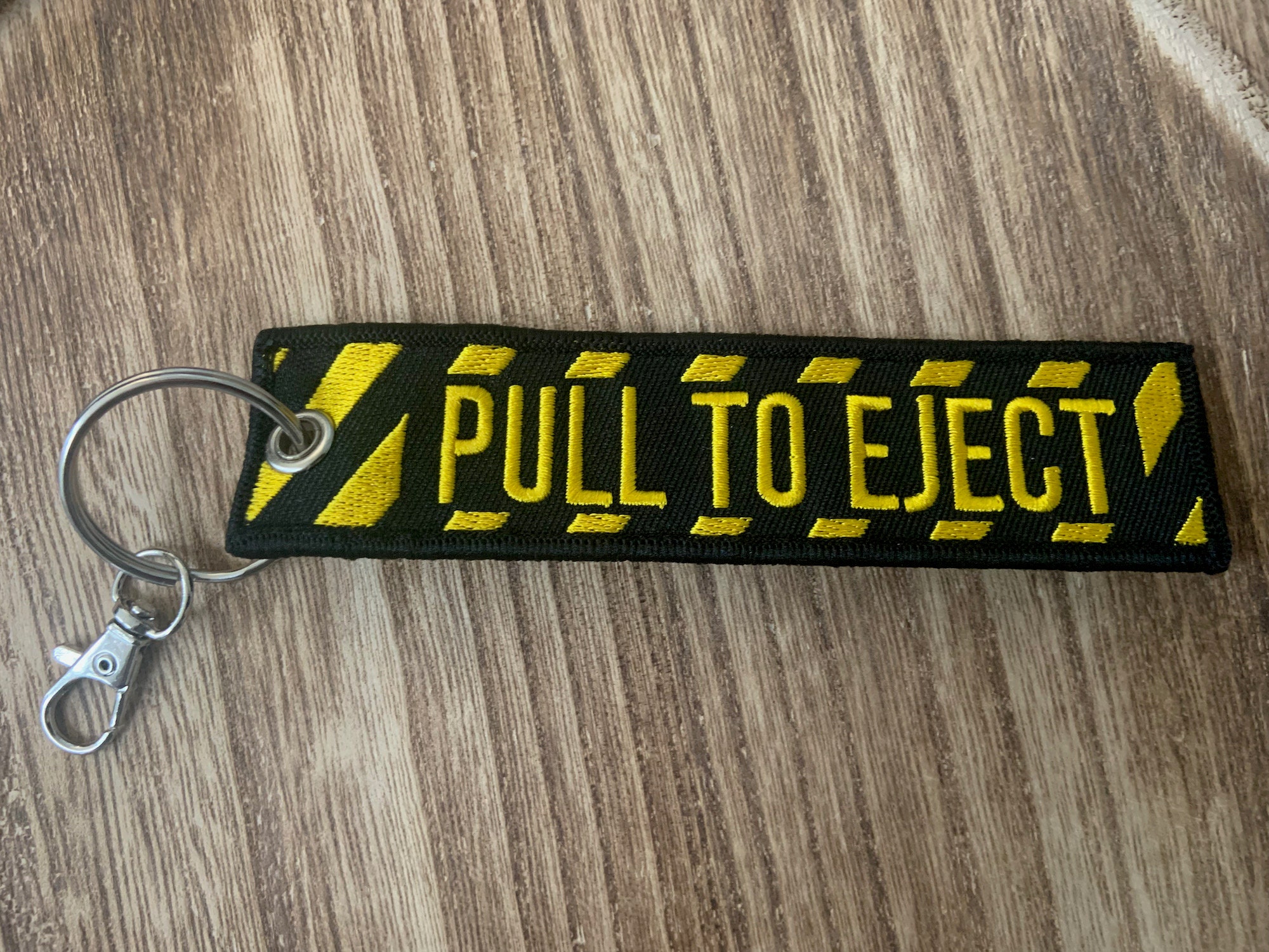Pull to Eject Keychain - Etsy