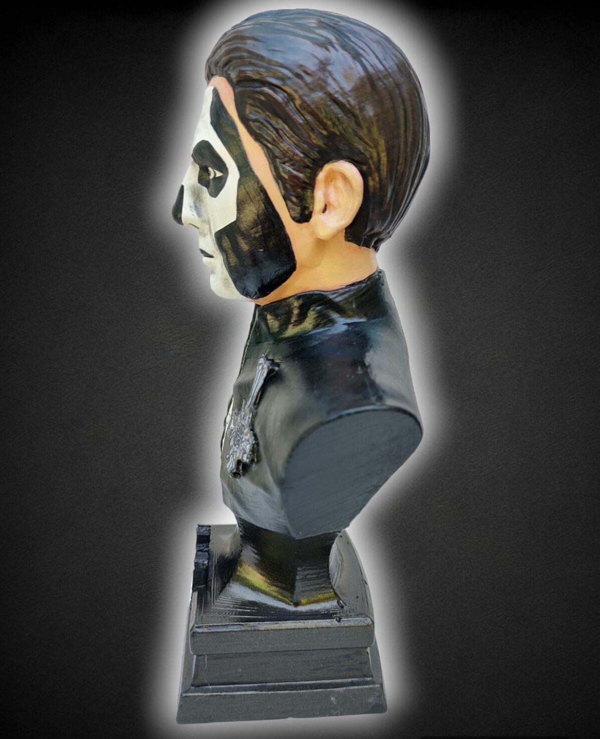 Papa Emeritus Ghost Figure , Papa Emeritus 3 Statue , Emeritus Pope 3 ...
