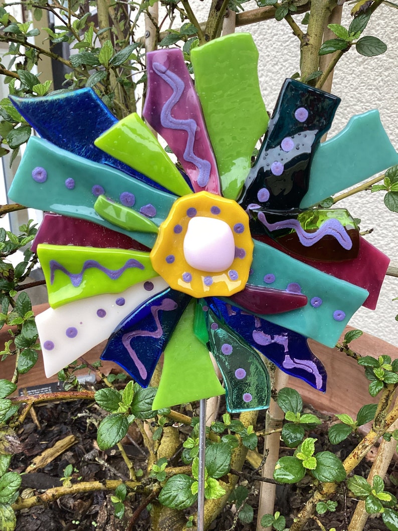 Individual Deluxe Fused Glass Flower Garden Stakes Handmade for Outside ...
