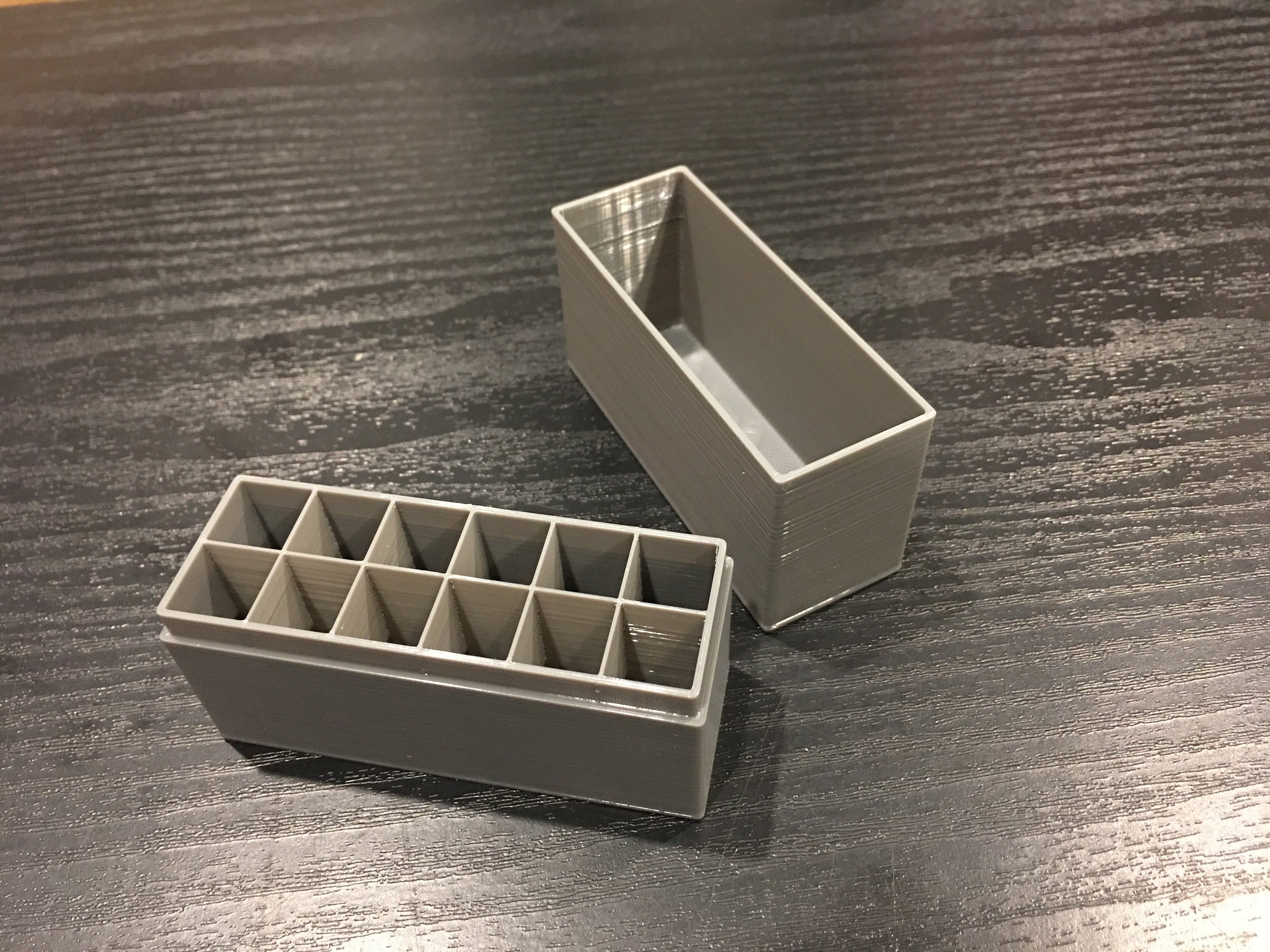 Sample Spray Vial Holder 1ml With Lid for up to 12 Perfume / Cologne ...