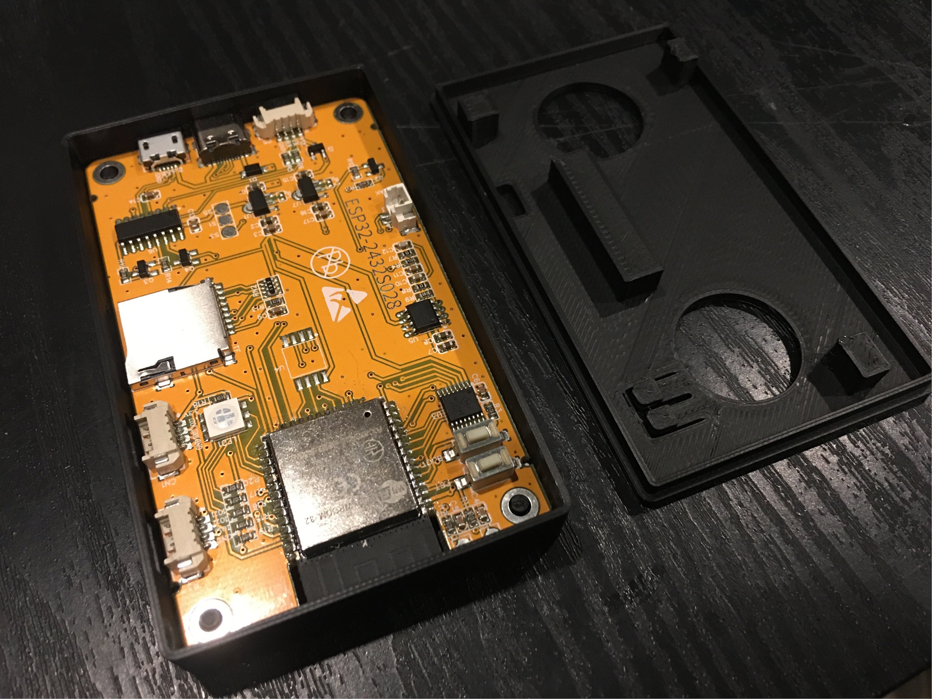 ESP32-2432S028 ESP-WROOM-32 Development Board 240x320 2.8 Screen ...