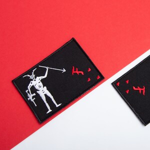 Blackbeard Flag Patch Set 2pcs, Velcro Embroidered Patches 7x10 Cm, Embody the Spirit of ...