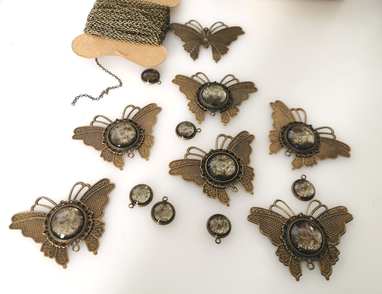 Butterfly Lapel Brooch in Bronze Metal, Pin Fasteners, Chains and ...