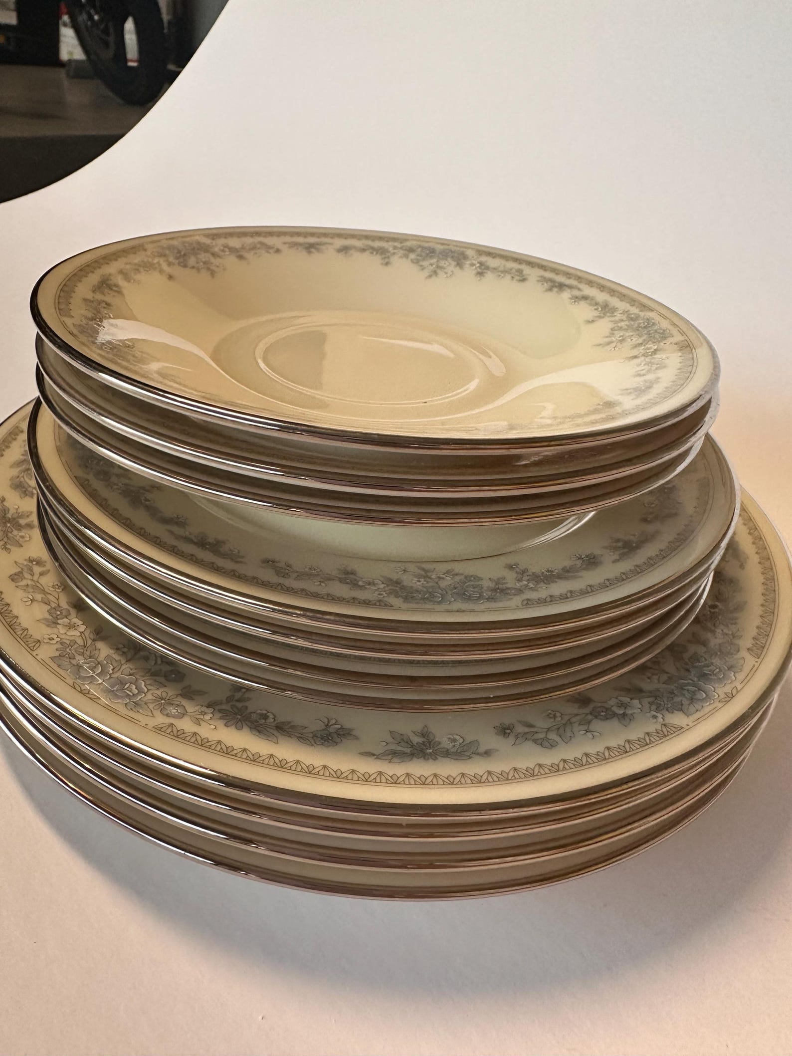 Vintage Set of 11 Lenox Reverie Dinner Plates Includes 3 Saucers 4 ...