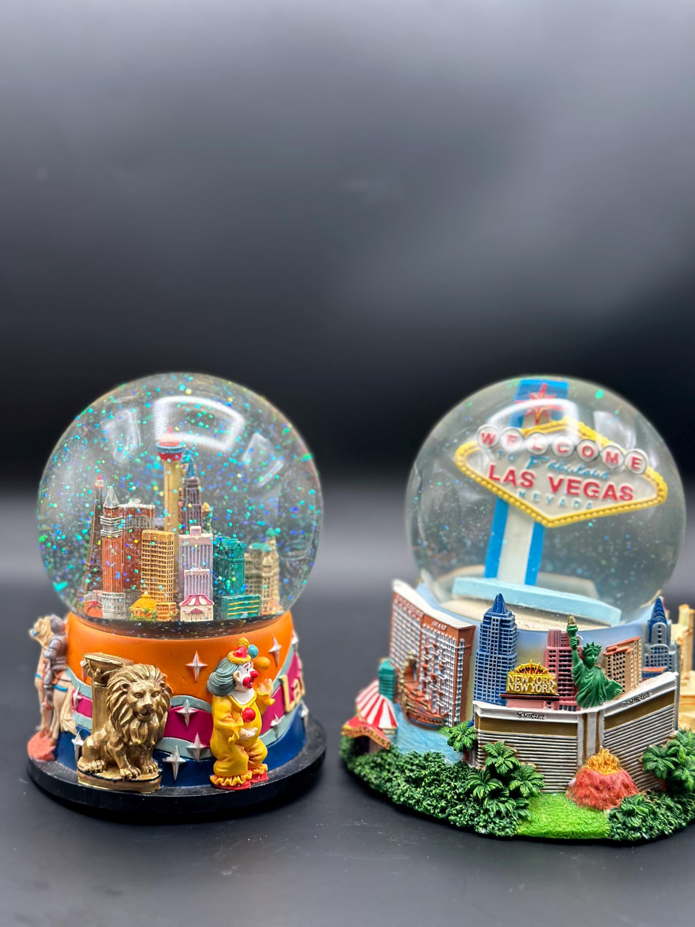 Las Vegas Themed Musical Snow Globe Set of 2, Las Vegas Snow Globe Set ...