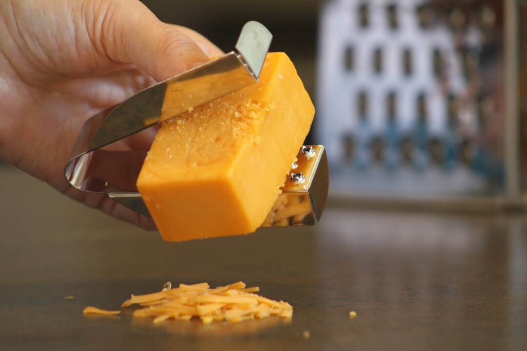 SAFEGRATE Finger Protector Kitchen Tool for Grating/slicing Food - Etsy