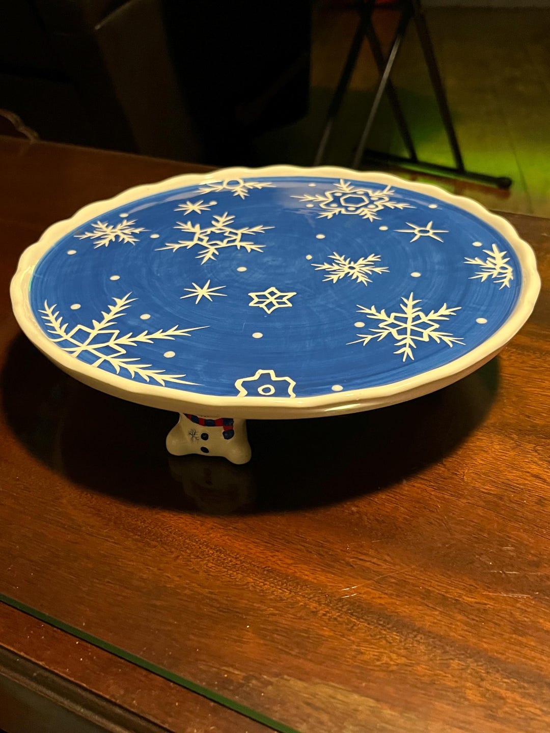 Snowflake Cake Stand With Snowmen Legs - Etsy