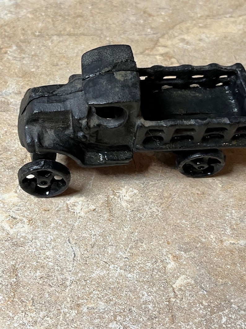 Vintage Cast Iron Truck - Etsy
