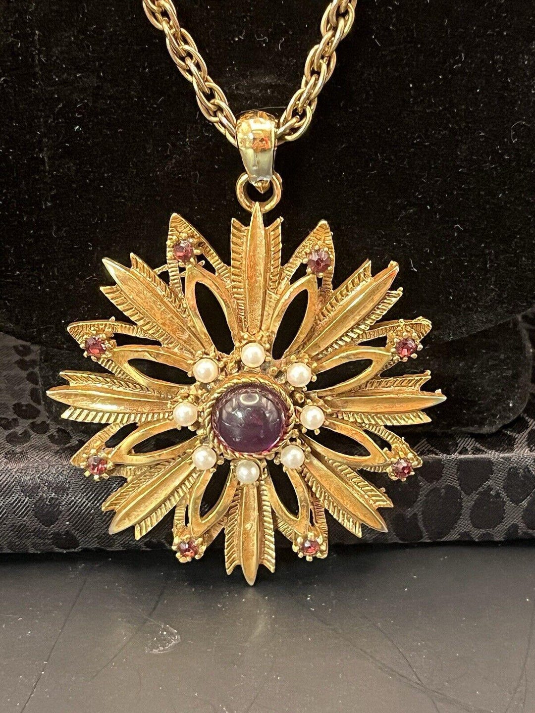 A STUNNING Chunky HMS Gold Tone Triple Strand 28 Necklace Large Gold ...