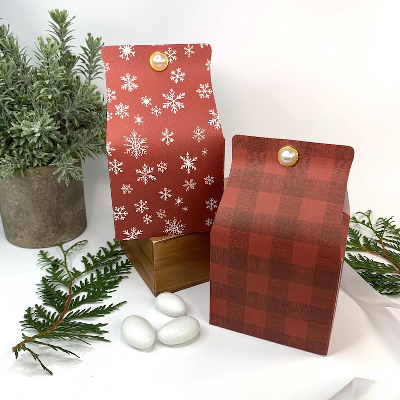 Handmade Christmas Favor Boxes: Snowflake, Vintage Santa, Reindeer and ...