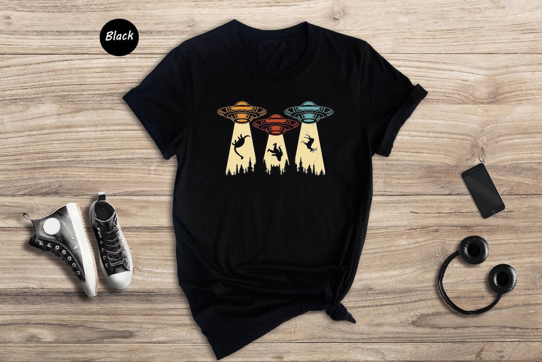 Vintage UFO Shirt, UFO Alien T-shirt, Alien Abduction Shirt, Cow Shirt ...