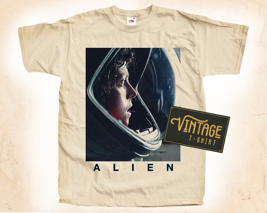 Alien V5 Tshirt Vintage Natural Color Men's Tshirt DTG - Etsy
