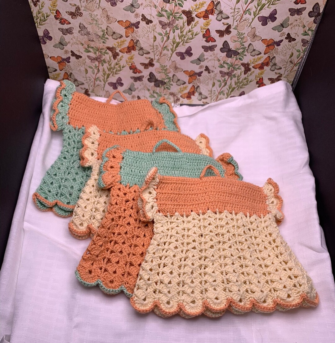 Vintage Hand Crocheted Dress Potholder - Etsy