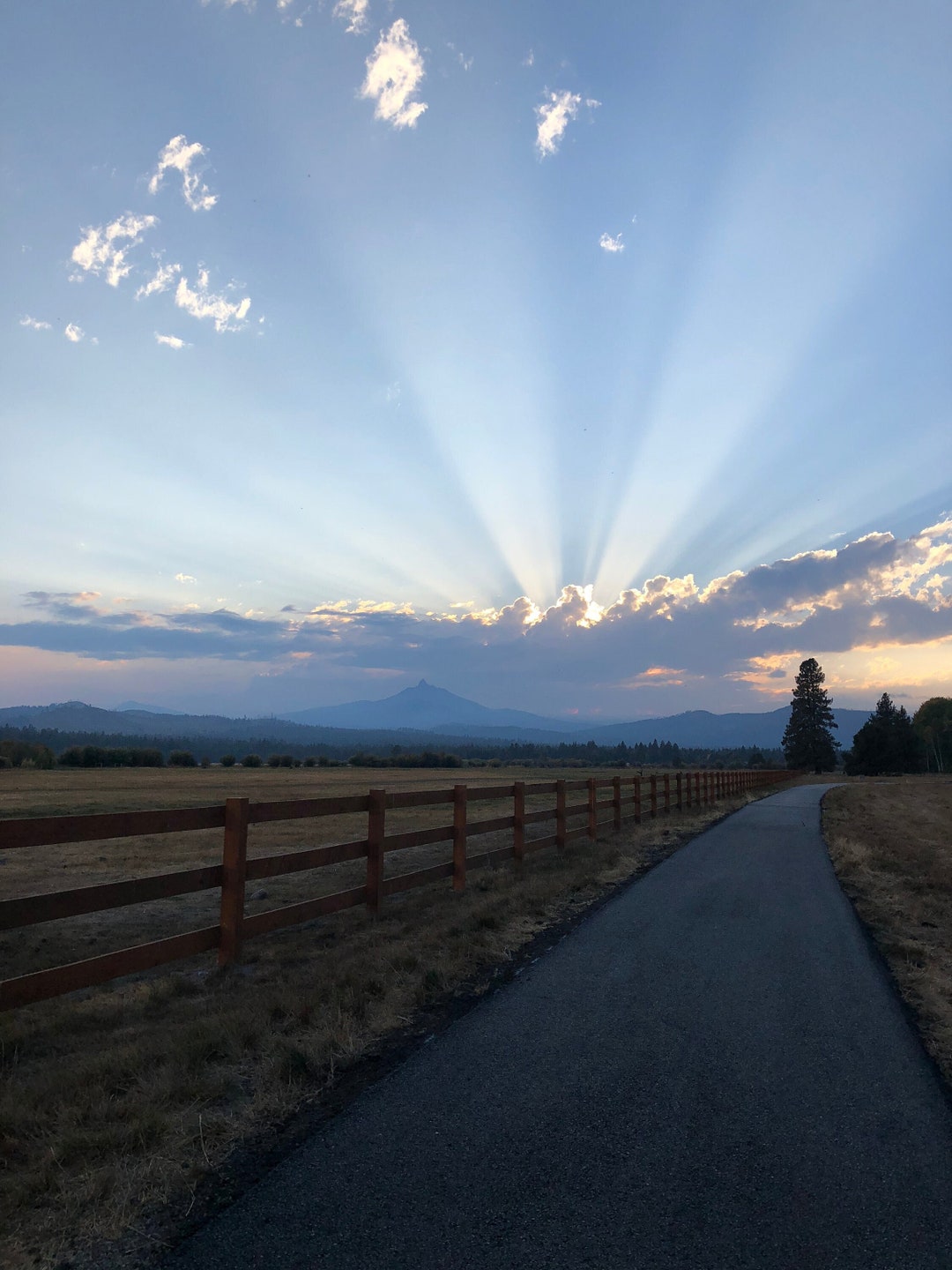 Bend Oregon Sunset Print Breathtaking Pacific Northwest - Etsy