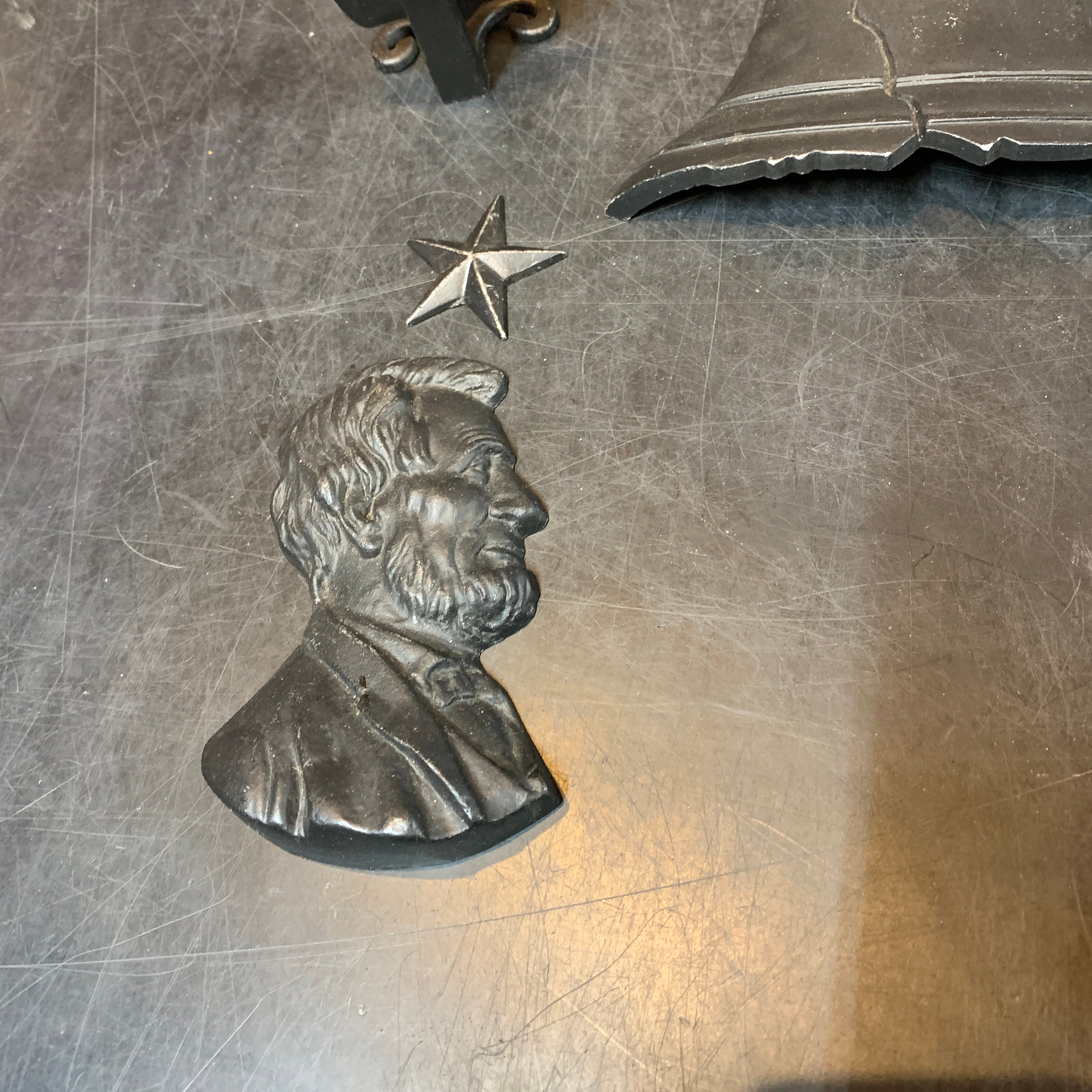 Vintage Sexton Liberty Bell Wall Hanging Presidents, Stars, & Candle ...