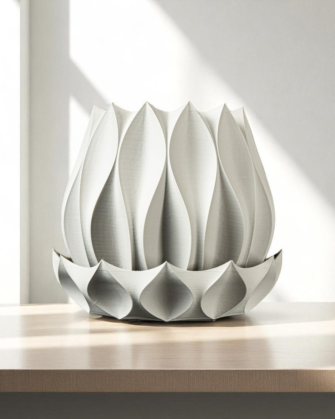 Neo Lotus Planter – Modern Sculptural Pot, Orchid, Succulent, Airplant ...