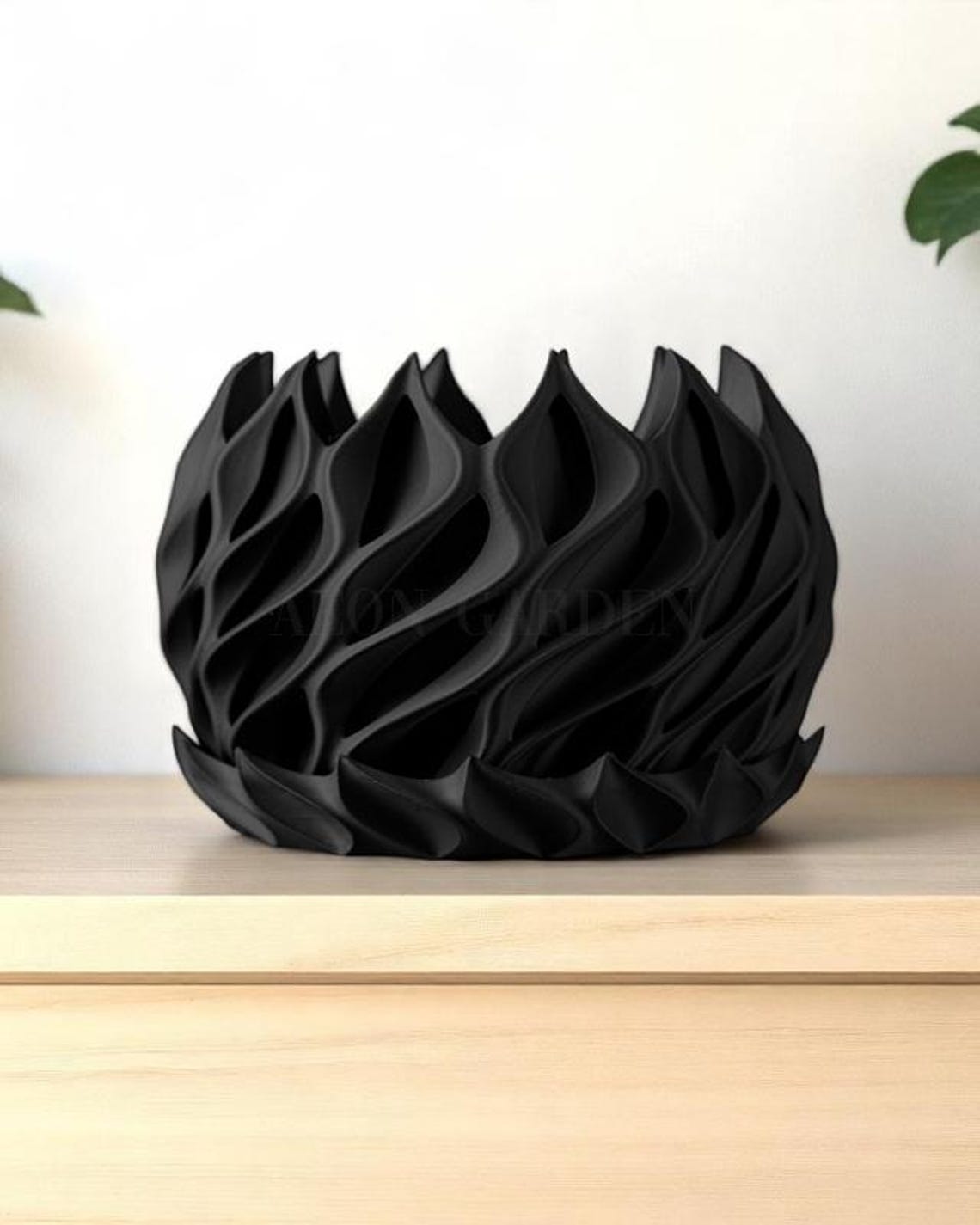 Obsidian Crown Planter, Sculptural Indoor Plant Pot for Orchids ...