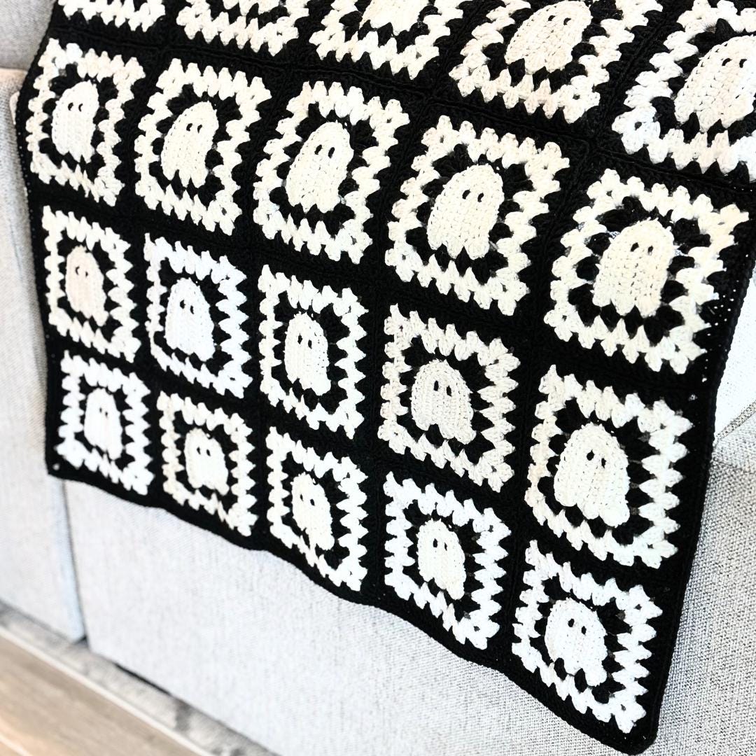 CROCHET PATTERN + Video - Ghost Granny Square Blanket Pattern Easy ...