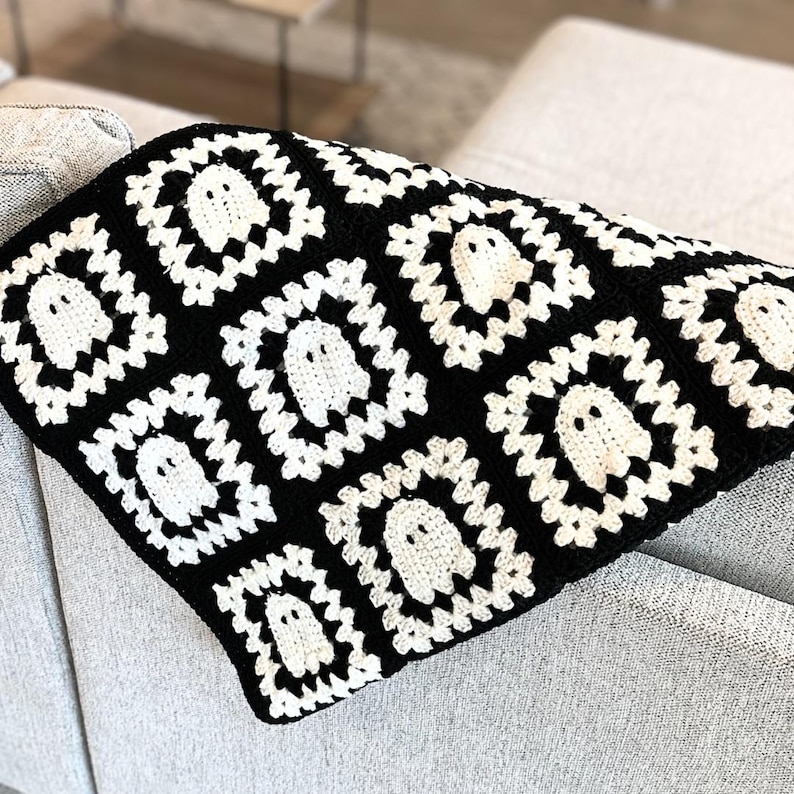 CROCHET PATTERN + Video - Ghost Granny Square Blanket Pattern Easy ...
