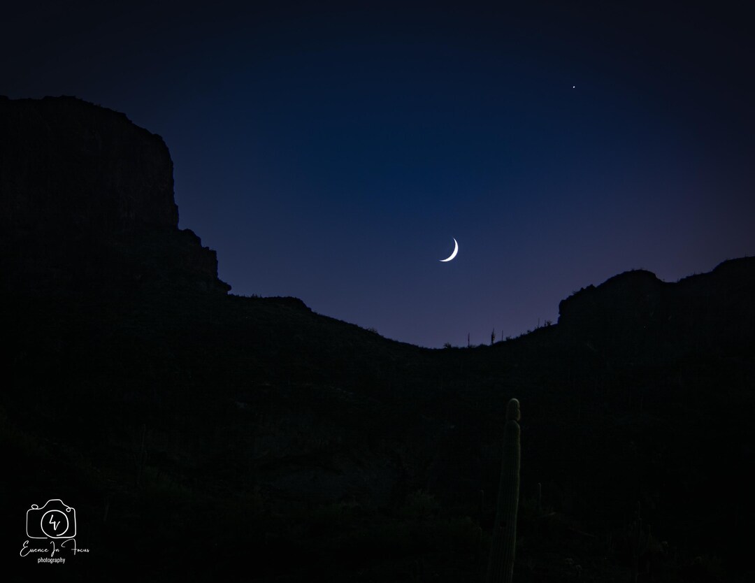 16x20 Color Print of Crescent Moon Over Picacho Peak - Etsy
