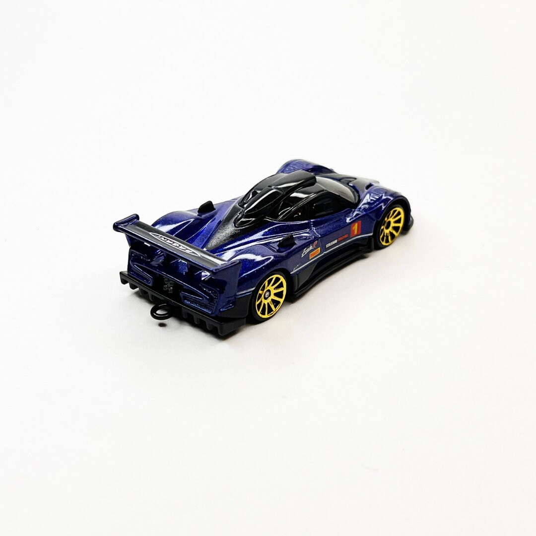 Pagani Zonda R Hot Wheels Car Keychain free Delivery - Etsy