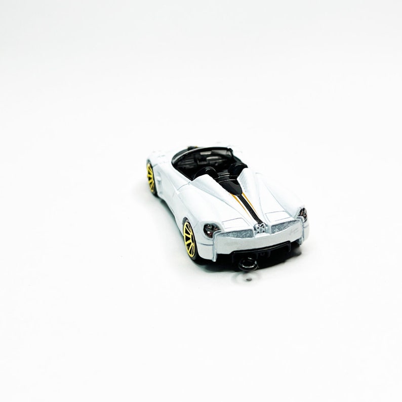 17 Pagani Huayra Roadster Hot Wheels Car Keychain gift for - Etsy