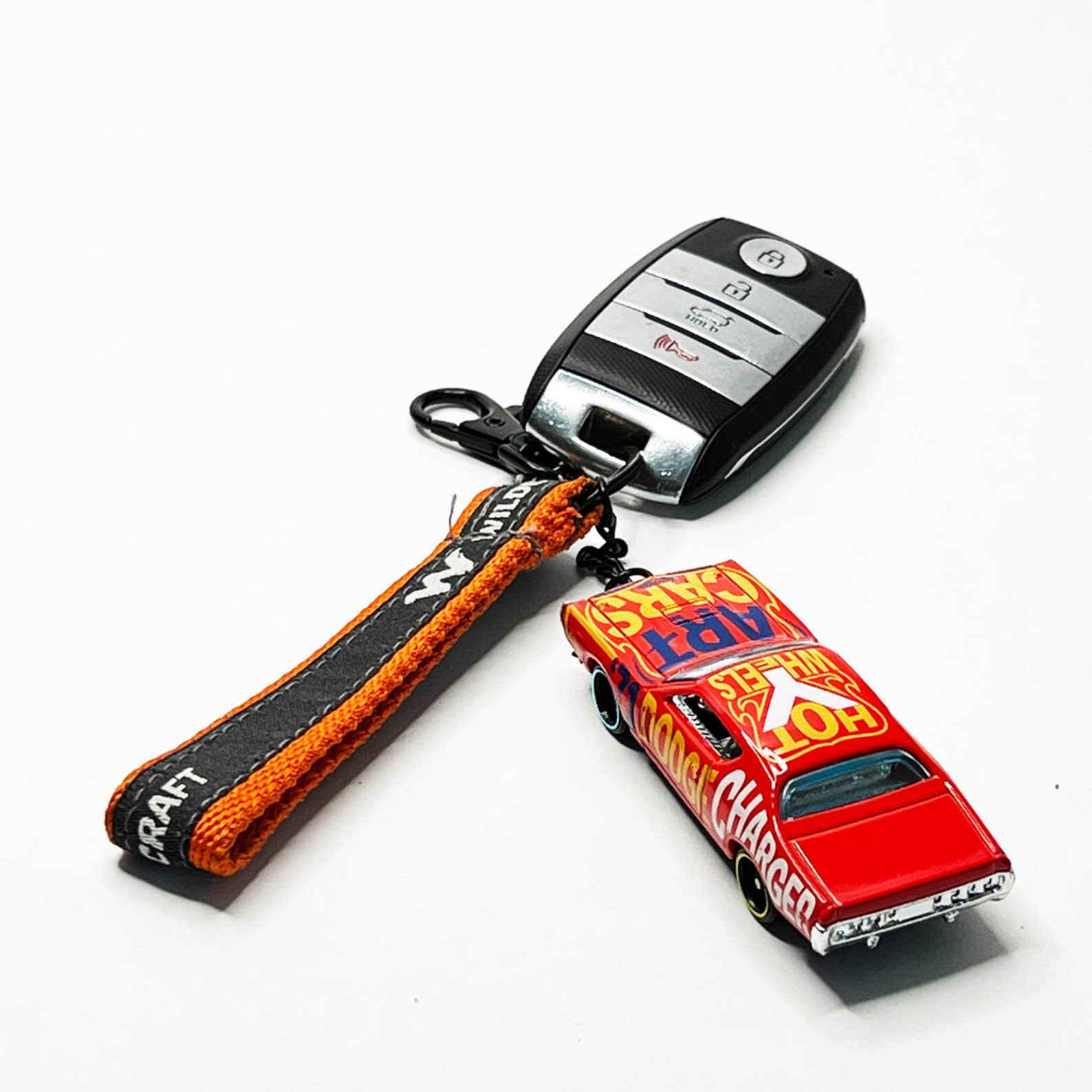 Dodge Charger 1971 Hot Wheels Car Keychain free Delivery - Etsy