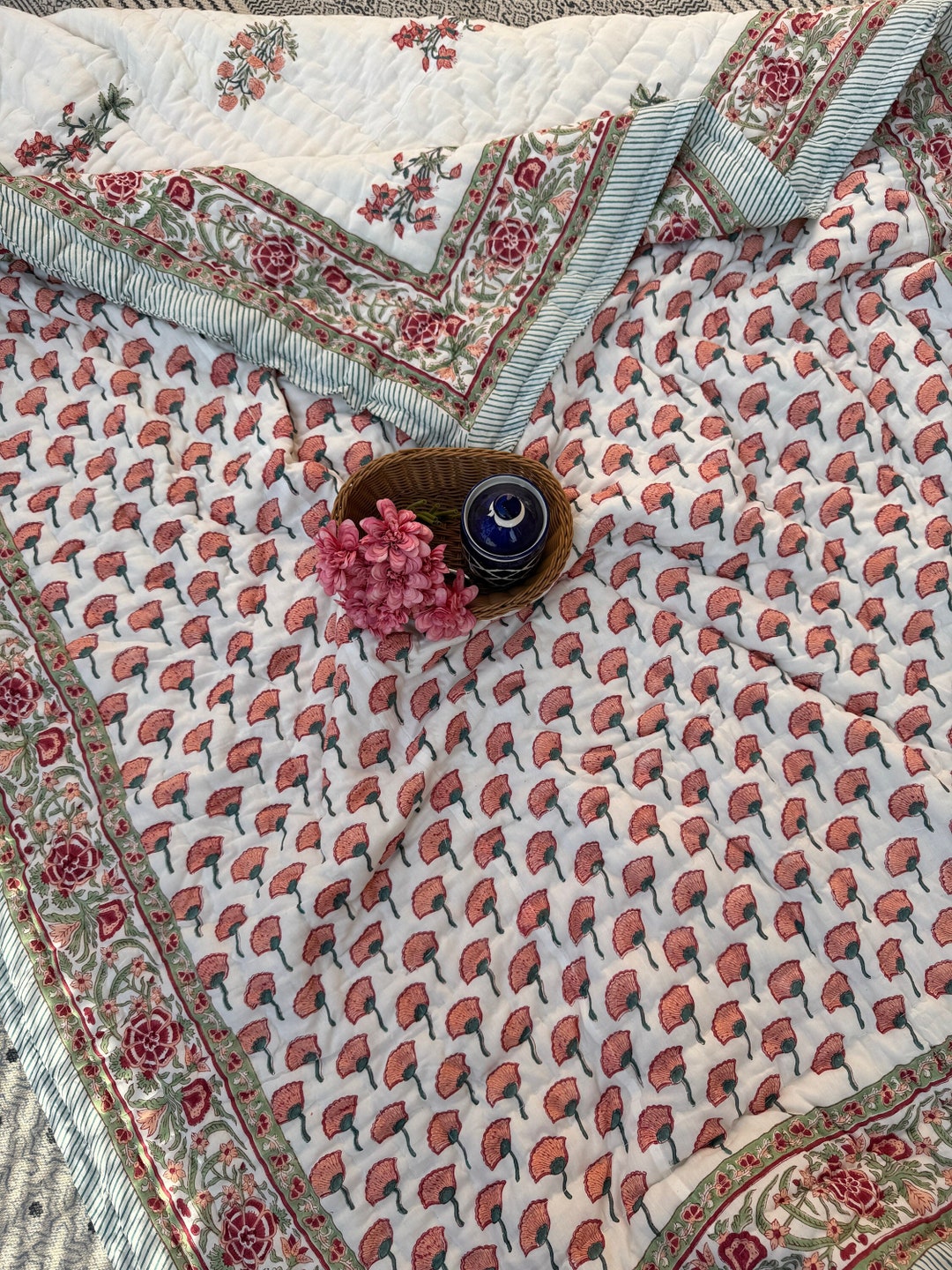 Floral Print Kantha Quilt Throw, Indian Reversible Cotton Bedding ...